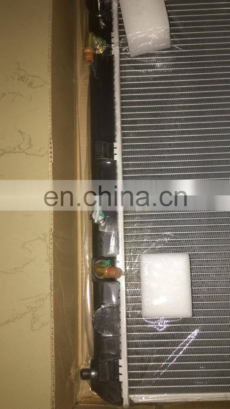 High Quality Auto Parts Radiator 17700-65J00 for Suzuki Grand Vitara ...