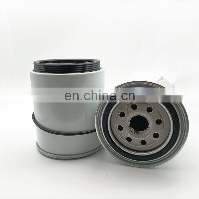 Fuel water separator FS19687 87840136 R60T P551852 SFC130610 2RP127491 ...