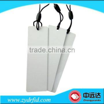 RFID Clothing Plastic Hang Tags/RFID Plastic Hang Tag for Clothing ...