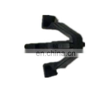 4HK1 Auto Engine Spare Parts 8-98025698-0 Grille Clip for ISUZU 700P VC ...